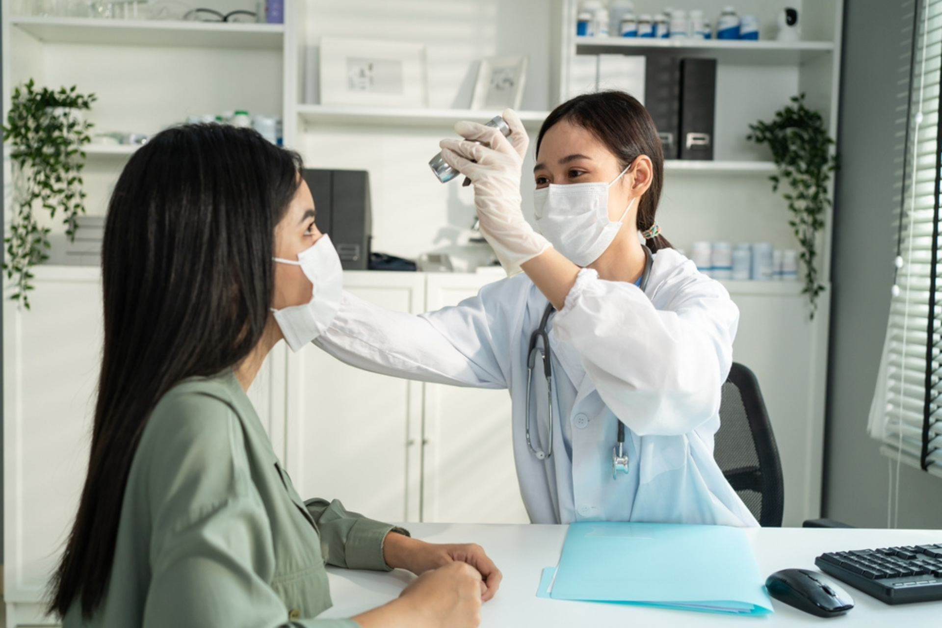 Endocrinologist in Singapore | Linsey Gani Endocrinology
